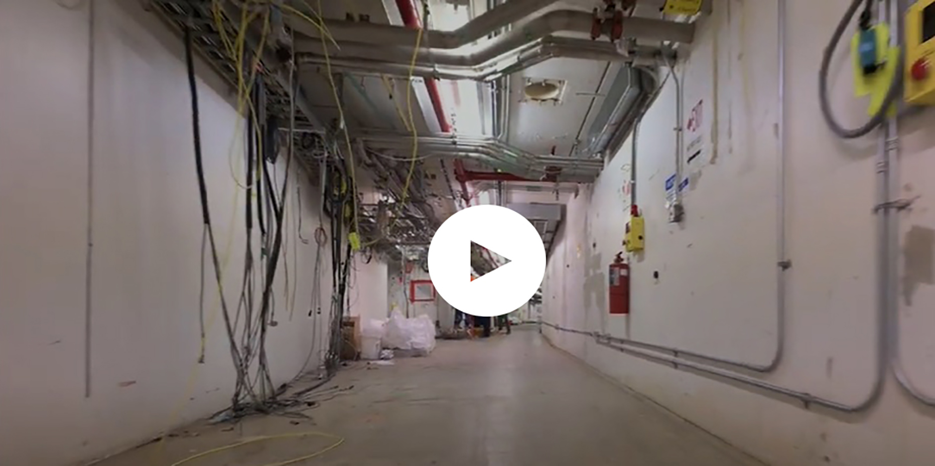 The Advanced Photon Source (APS)